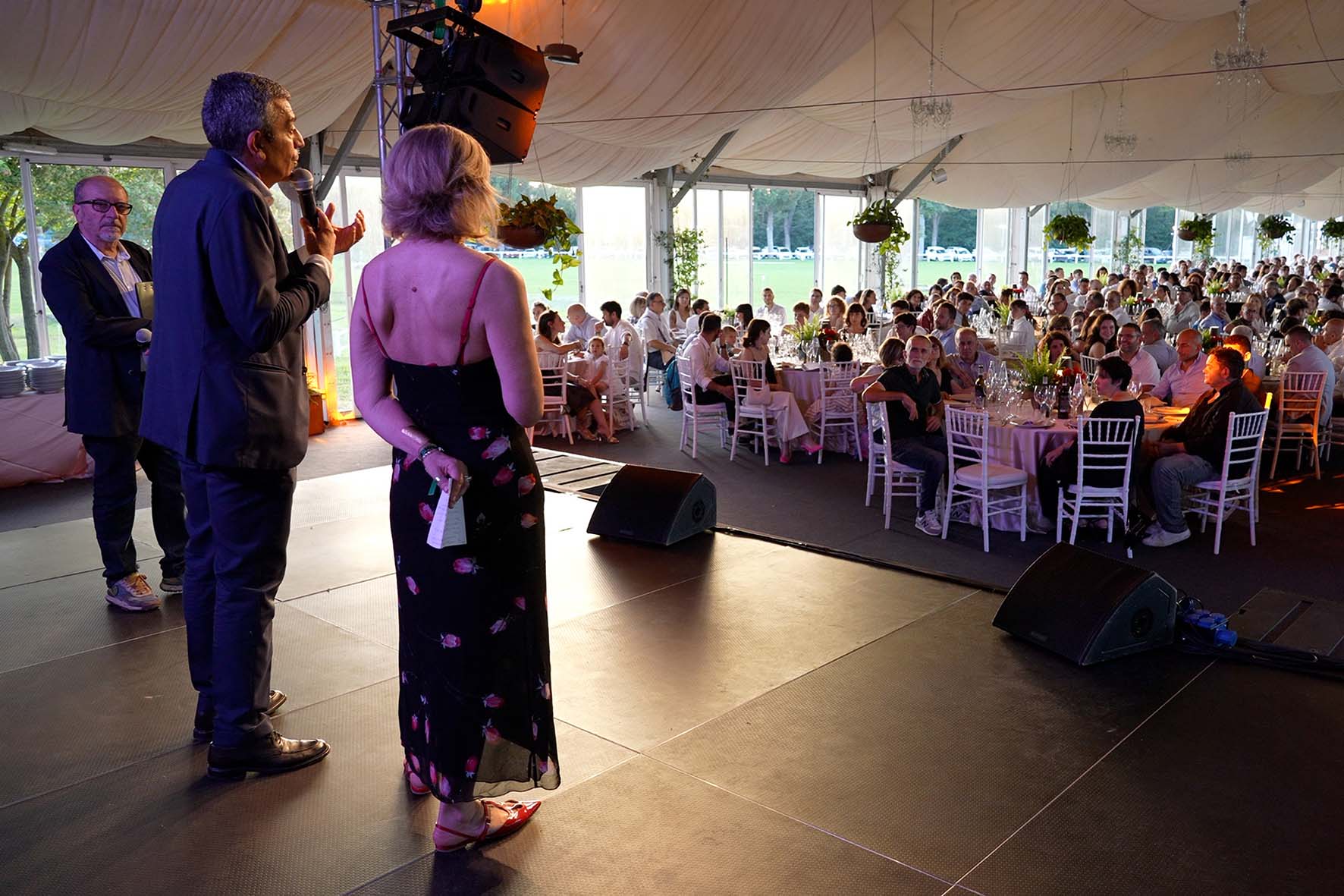 Arezzo, in cinquecento a tavola per i cinquant’anni di attività della ...