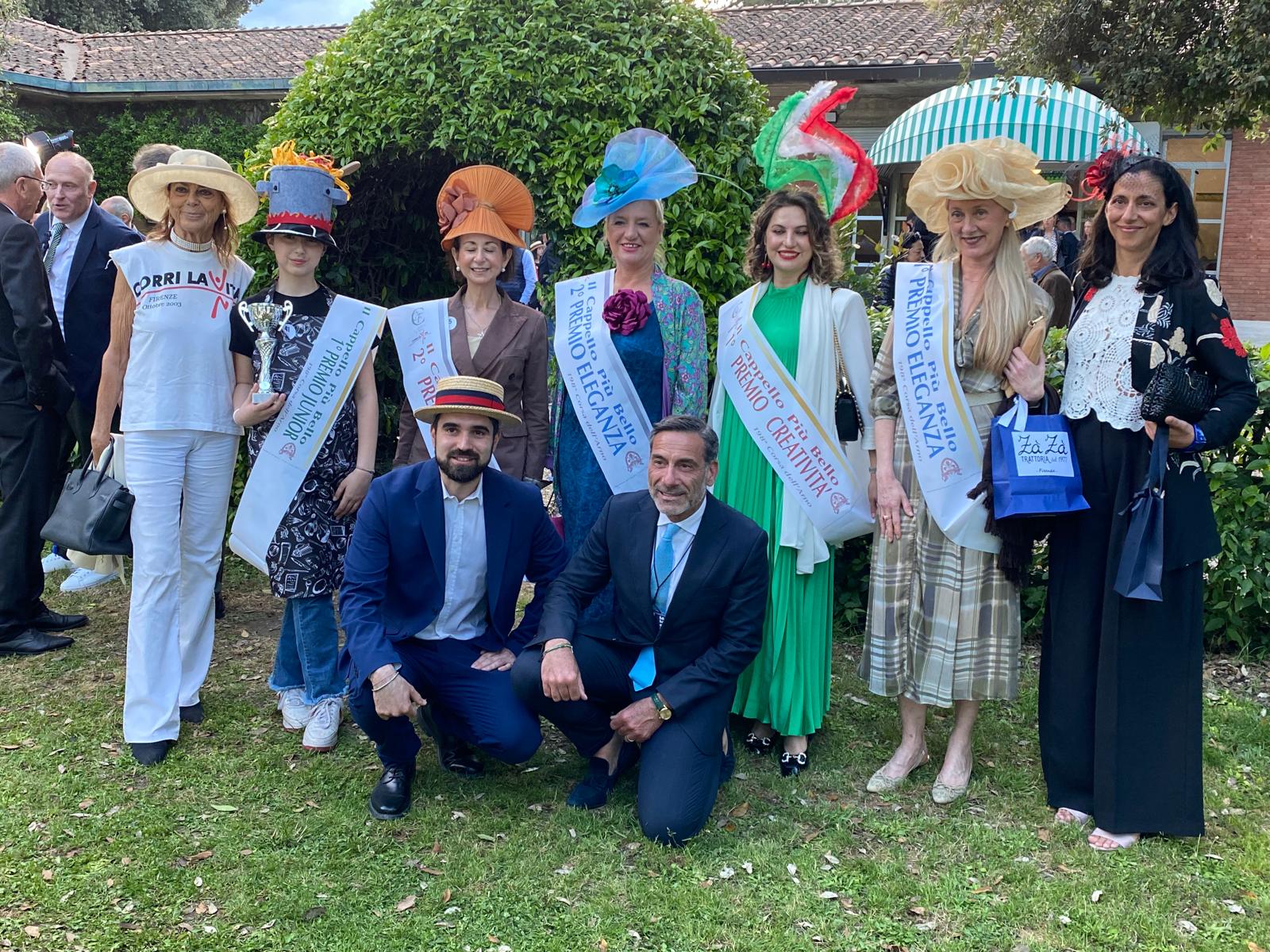 Firenze, 198° Corsa dell'Arno all'Ippodromo del Visarno - Cesare Meli ...